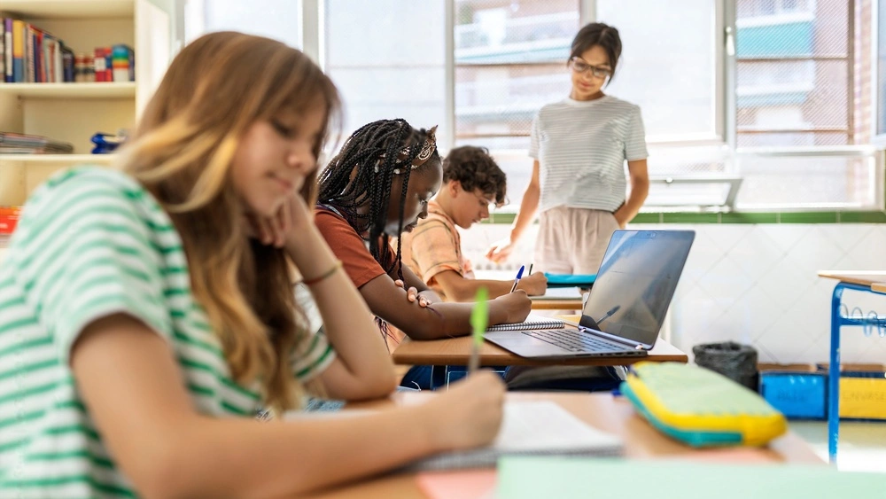 Building Lifelong Learners: The Importance of Continuous Education ...